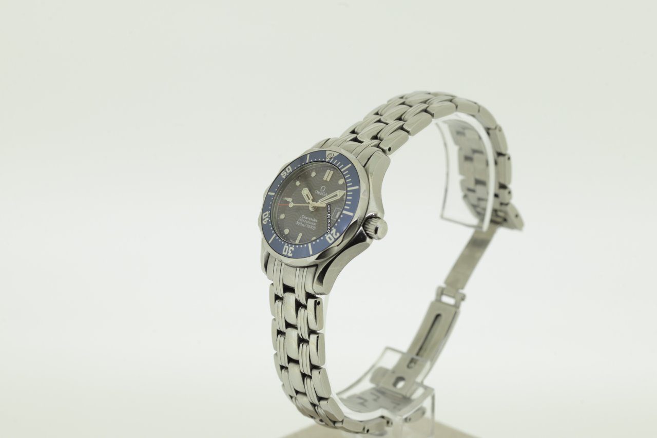 Omega SeaMaster 28mm Ladies Blue Dial Watch